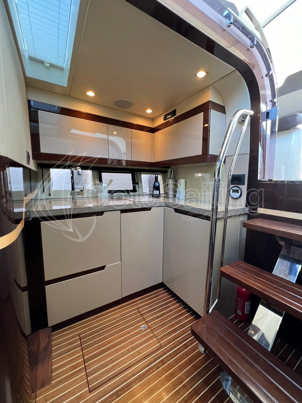 Alquiler de barcos | Manoli - Galeon 385 HTS - MY SeaTime Yachtcharter ...